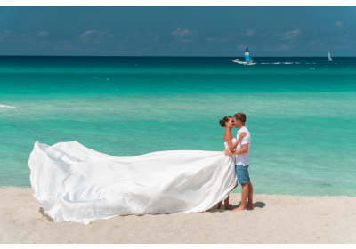 Luxury Beach Photoshoot – Professional Photographers | SantoriniDress