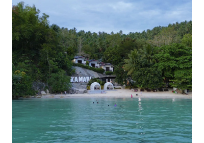 Kamari Resort and Hotel (Glan) on Santorini Beach (Greece) - SantoriniDress